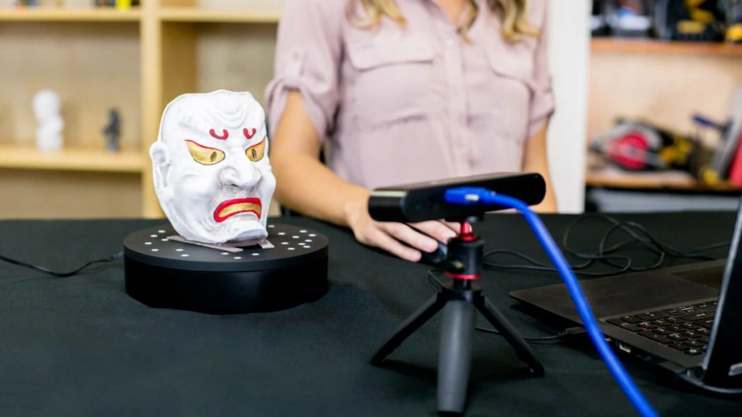 Un scanner de poche pour numériser les objets du quotidien cartonne sur ...