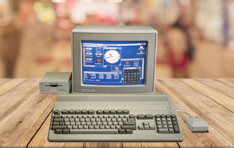 L’Amiga 500 de retour dans une version mini en 2022 - Geeko